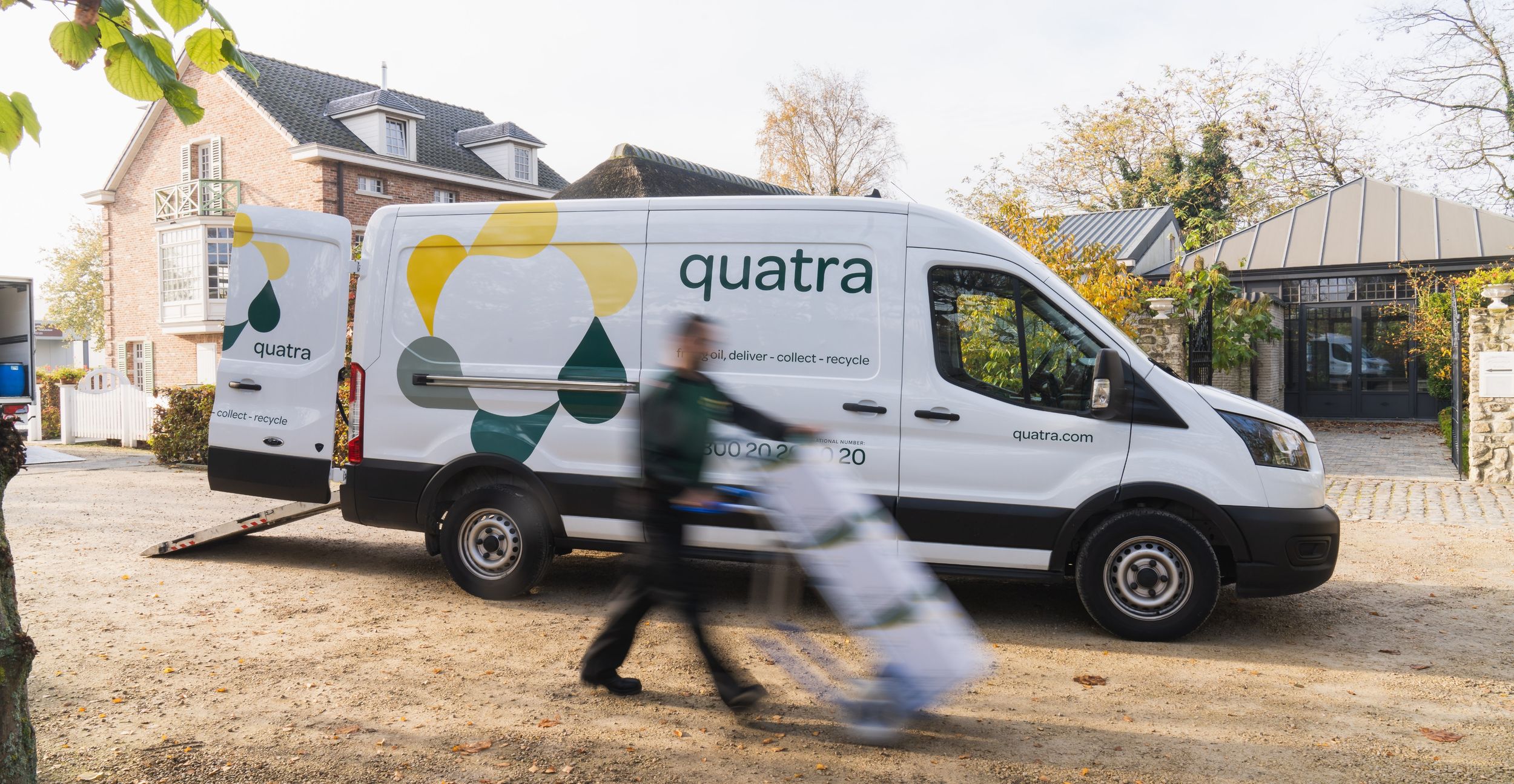 Recogida y reciclaje de aceite de cocina | Quatra España